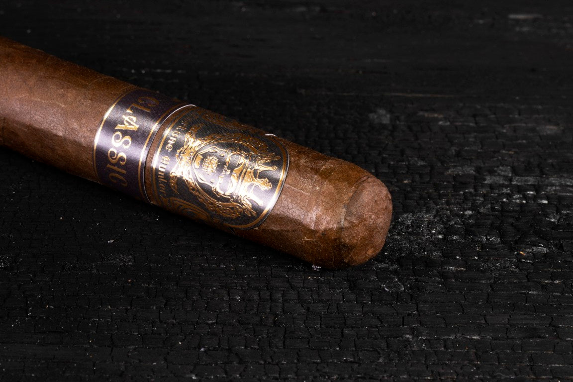 The Classic - Single Cigar (Ecuadorian Habano) – Fortune Hunter Cigars